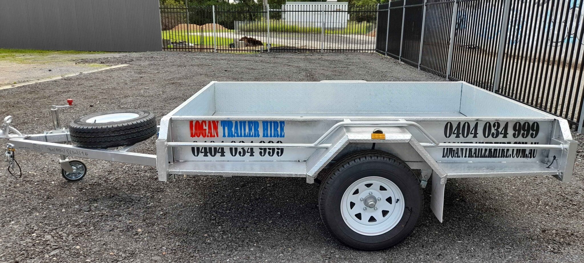 8 x 5 Box Trailer | Logan Trailer Hire | Cage Trailers, Car Trailers ...